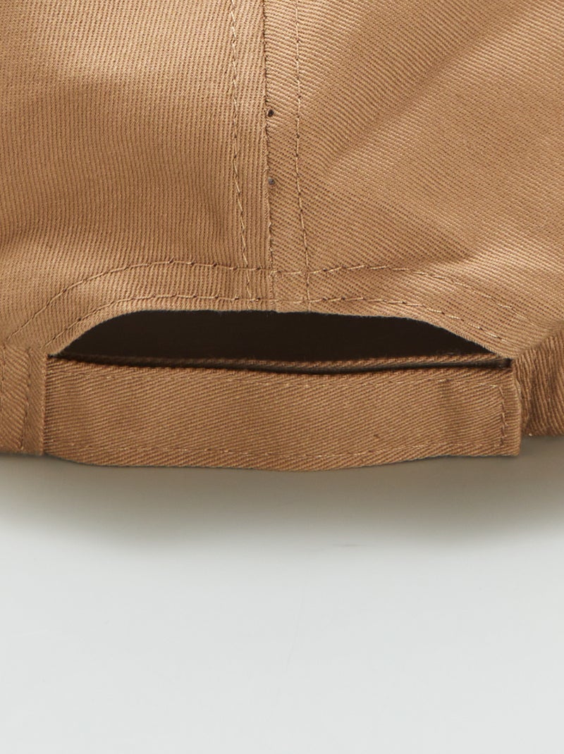 Boné básico estilo basebol - CASTANHO - Homem - 5.00€ - Kiabi