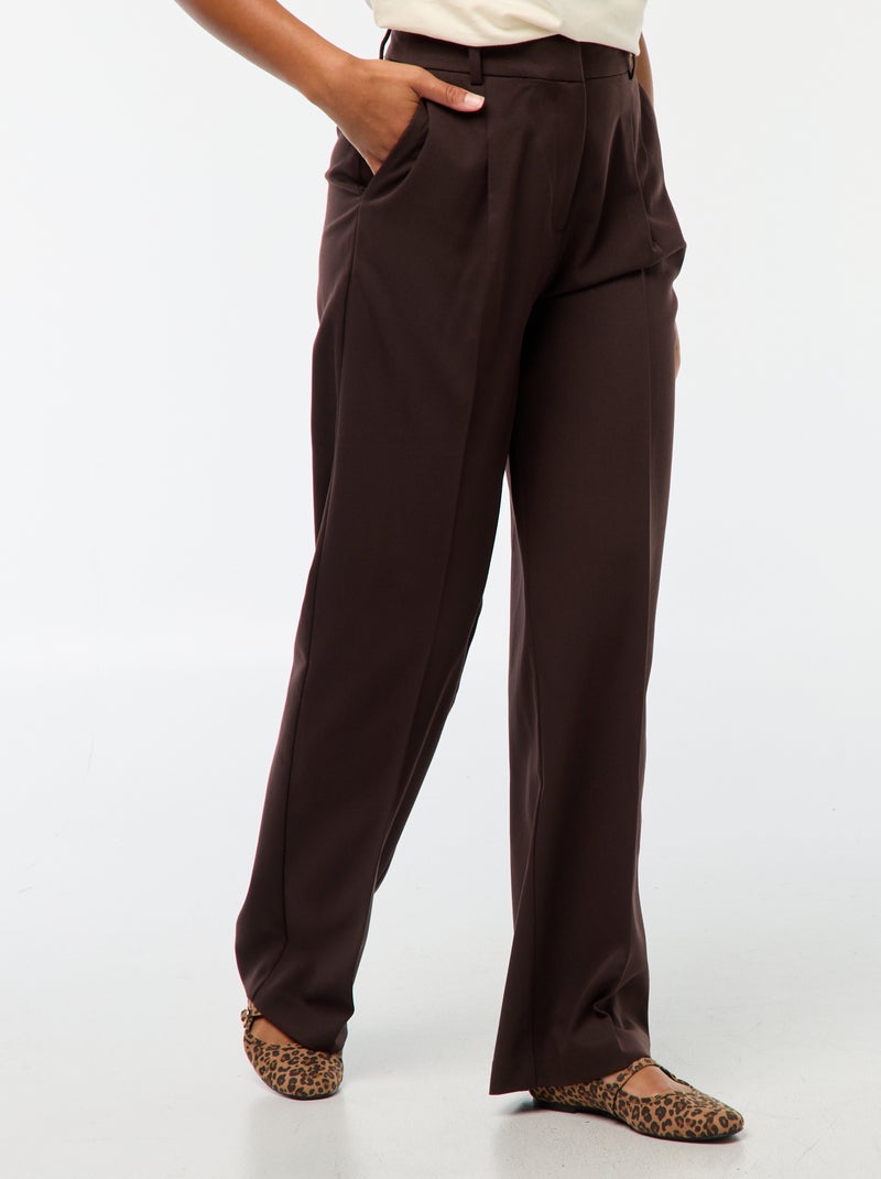 Calças de fato com corte largo - Castanho - Mulher - 18.00€ - Kiabi