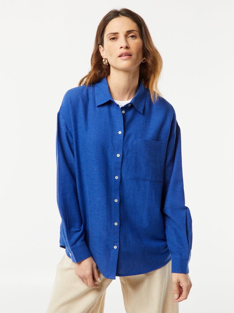 Camisa comprida com bolso frontal com 20% de linho - AZUL - Mulher - 18 ...