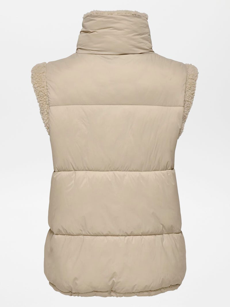 Casaco forrado e acolchoado sem mangas 'Only Maternity' - BEGE - Kiabi ...