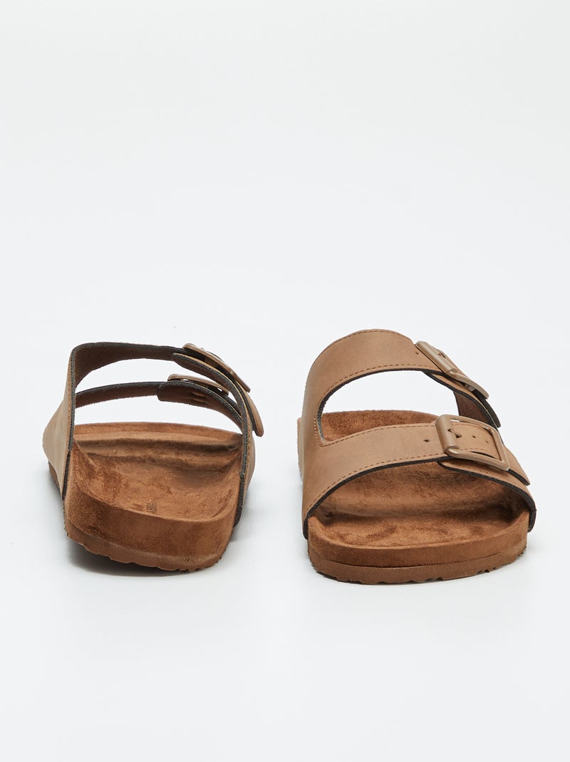 Chinelas com tiras com fivela - CASTANHO - Homem - 15.00€ - Kiabi