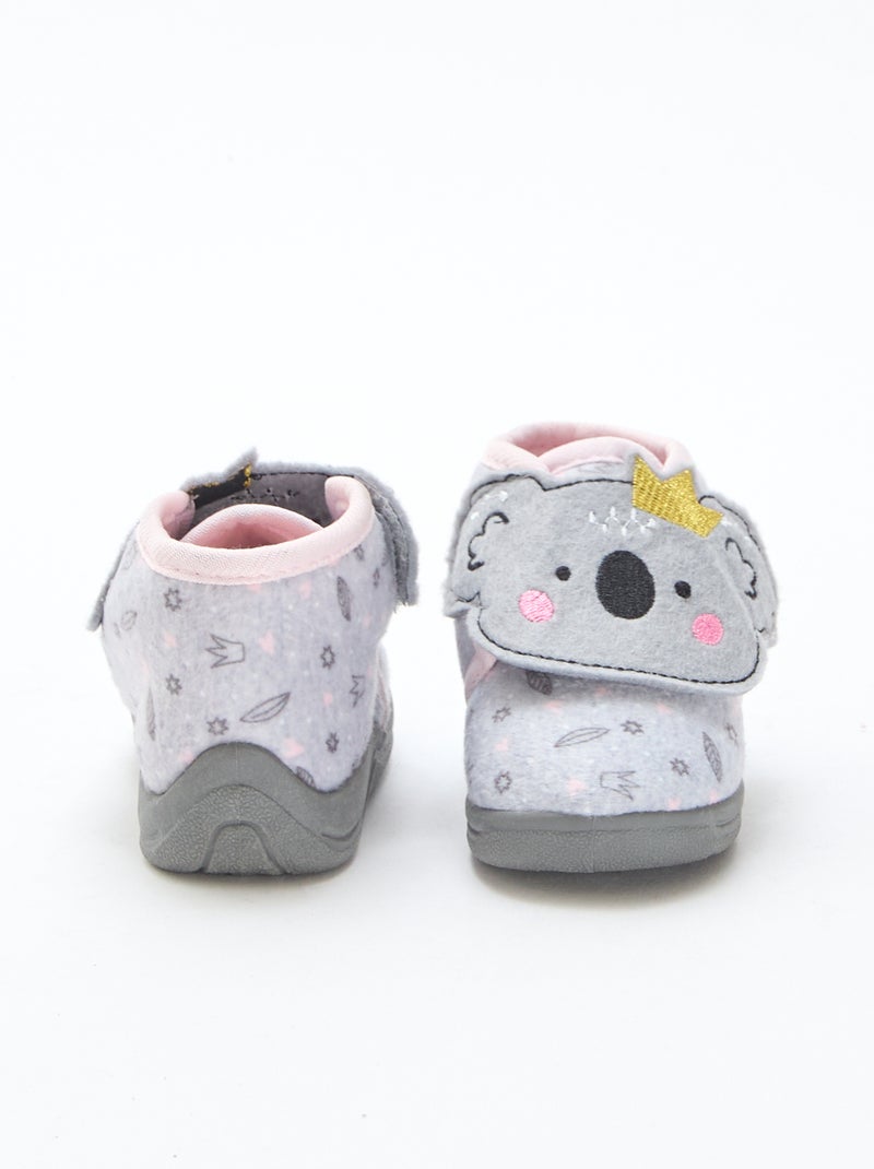 Chinelos Animados 'Koala' - Cinza - 10.00€ - Kiabi