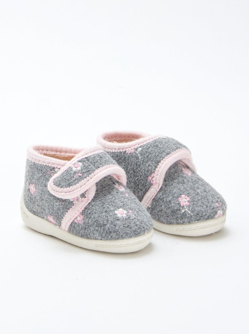 Chinelos de Bebê Forrados com Velcro - Cinza - 10.00€ - Kiabi