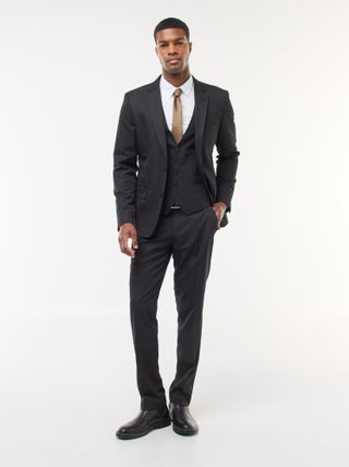 Fatos para Homem: Elegância e Conforto - Kiabi
