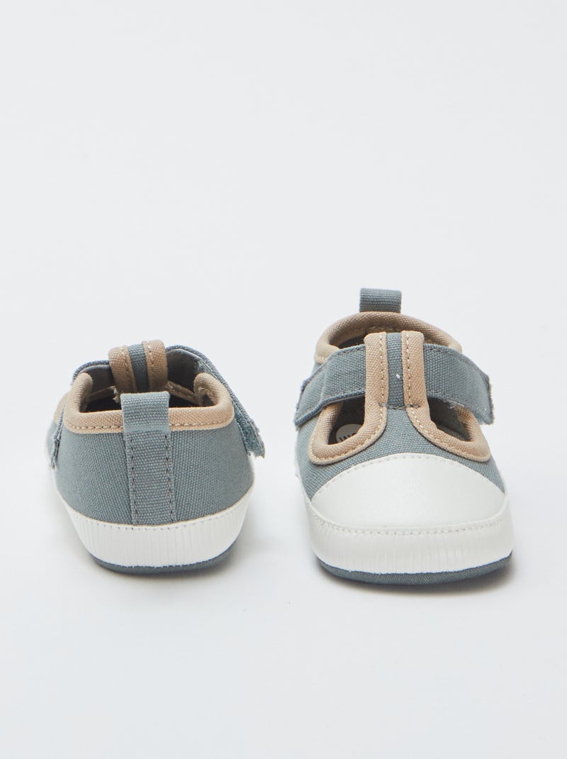 Pantufas estilo ténis em lona - VERDE - 6.00€ - Kiabi