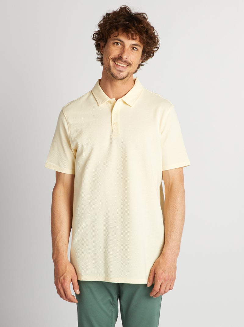 Polo liso texturizado - AMARELO - Kiabi - 12.00€