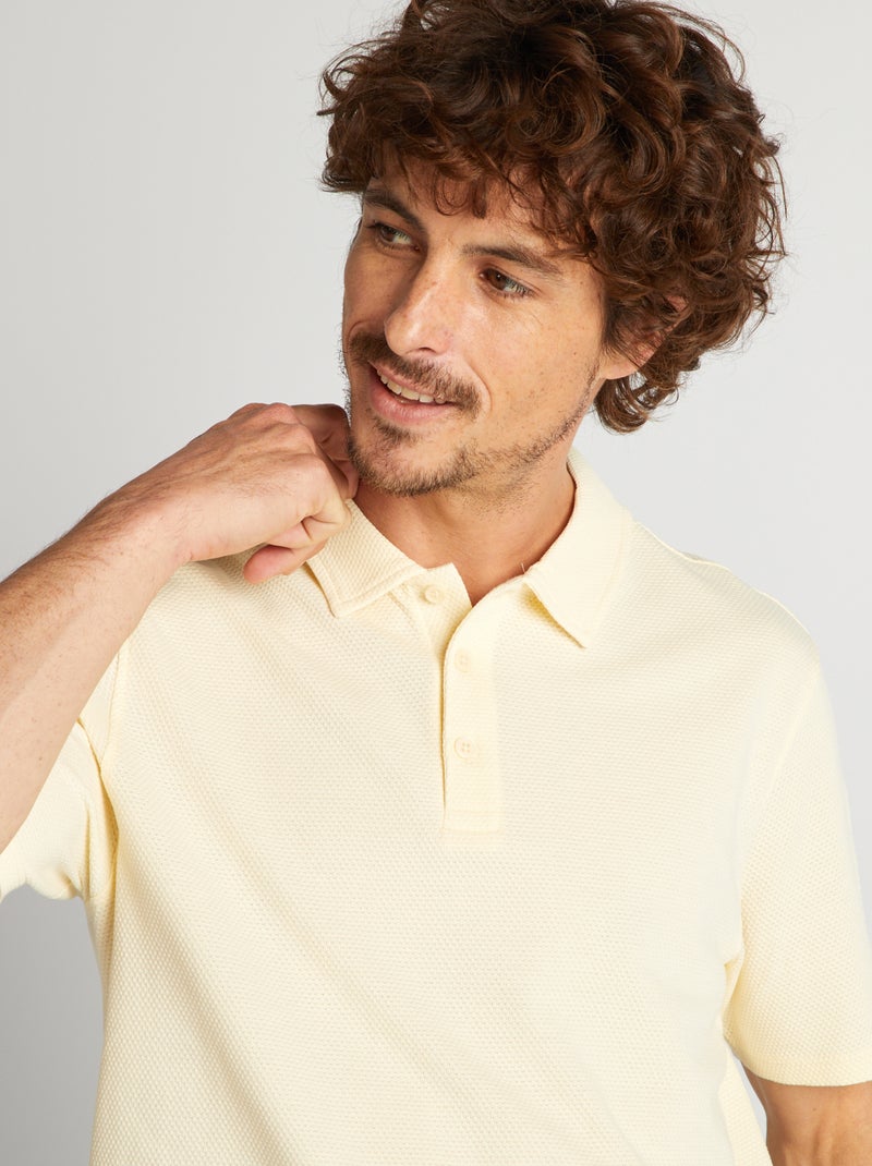Polo liso texturizado - AMARELO - Kiabi - 12.00€